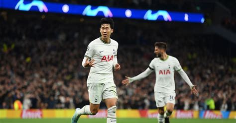 오피셜 왼발 발리 슈팅→골망 출렁 손흥민 Uefa 이주의 골 선정