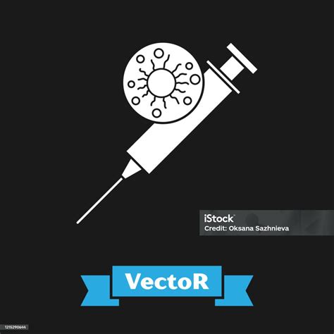 검은 색 배경에 격리 된 흰색 주사기 및 바이러스 아이콘 백신 예방 접종 주사 독감 예방 주사용 주사기 의료 장비 벡터