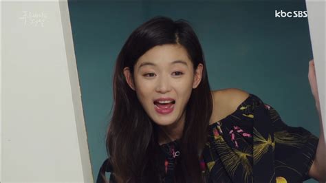 Jun Ji Hyun Kenakan Fendi Di Legends Of The Blue Sea