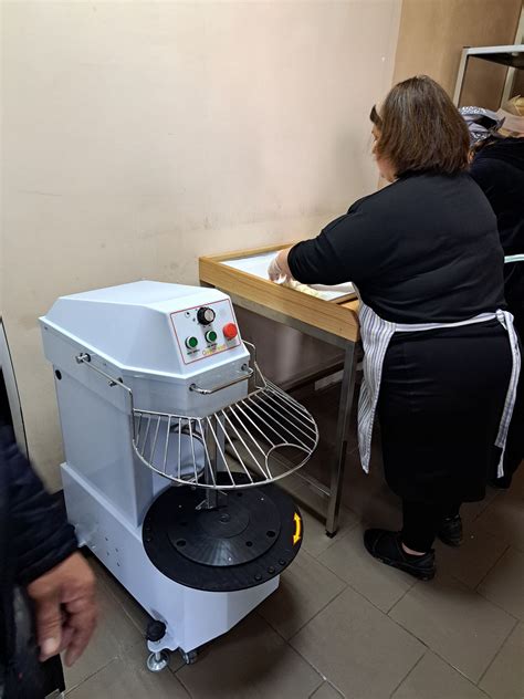 Християнський центр Еммануїл села Романківці завжди радо долучався до життя громади тут