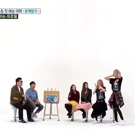 لالیسا مانوبان در بلک پینک