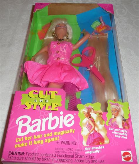 Mattel Mu Eca Barbie De Corte Y Estilo Con Pelo Adjunto Amazon Com Mx Juguetes Y Juegos