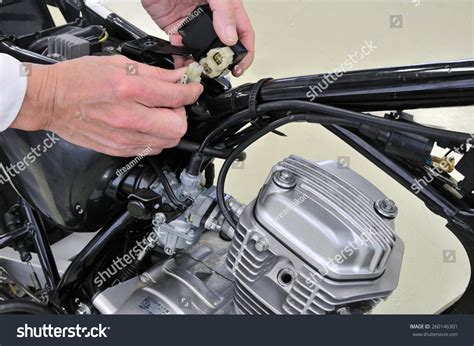 2 Hundred Cdi Motorcycle Royalty Free Images Stock Photos Pictures Shutterstock