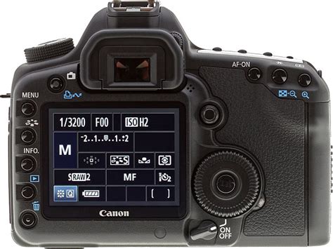 Canon 5D Mark II Review - Design