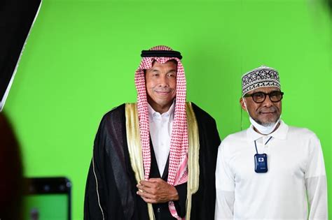 ชัชชาติ ตอบแล้ว นับถือศาสนาอะไร ปมแต่งชุดประจำชาติซาอุฯ