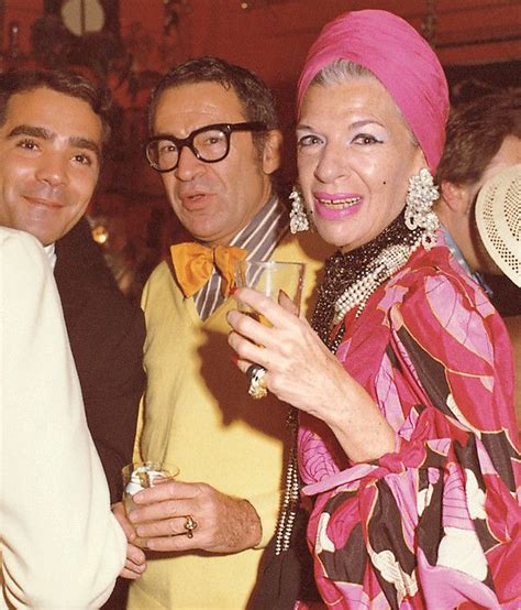 135 Best Images About Iris Apfel On Pinterest Other Stories Iris Apfel Babe And Iris Apfel