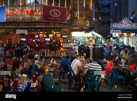 Bars Restaurants And Nightlife In Khao San Road Bangkok Food Stall