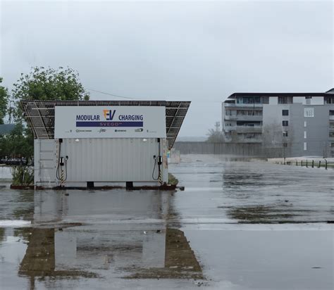 Modular Data Centers Scalable And Cost Effective Solutions