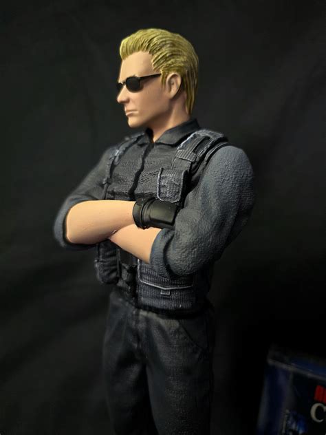 16 Albert Wesker Code Veronica Statue Etsy