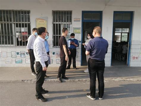 教育体育局：督查检查军民小学疫情防控工作