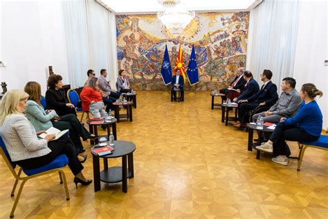 Средба на Пендаровски со претставници на ГИЗ и фокус групата за новата Национална стратегија за