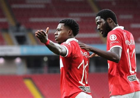 МИР Премьер Лига 15 тур С победой красно белые Игрок матча Даниил