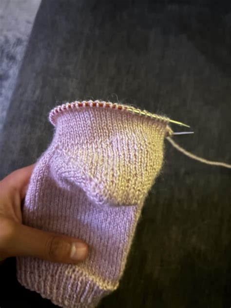 knitting row indentation after sock heel r knitting