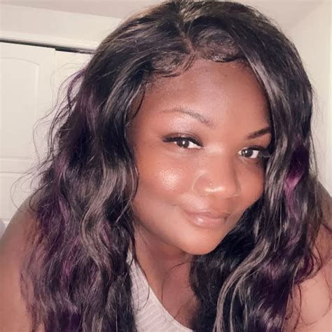 Stephanie B On Threads