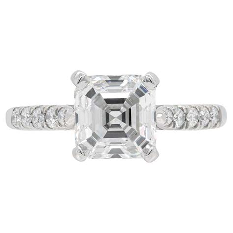 208ct H Vvs1 Square Emerald Cut Diamond Platinum Engagement Ring For