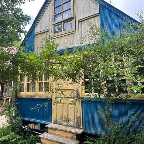 კოტეჯები კოტეჯები ცემში სასტუმრო ფერადი კოტეჯები