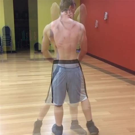 Bodyshow Video Thisvid Com