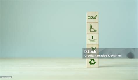 탄소 포집 활용 및 저장 개념 Co2 포집 및 지하에 저장하거나 다른 산업 생산 공정에 사용하는 기술 순 제로 목표 지구 온난화
