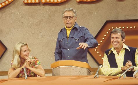 Elizabeth Montgomery And Paul Lynde Bewitched Photo Fanpop