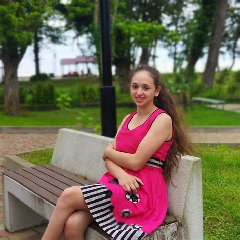 დაბადების დღე ჰქონდა ღამით იზეიმა და დილით გარდაიცვალა… რით გარდაიცვალა ზუგდიდში 15 წლის გოგო