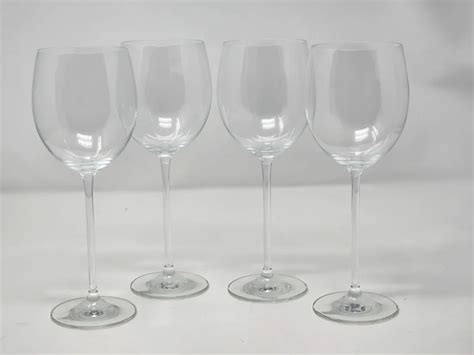 Thin Wine Glasses