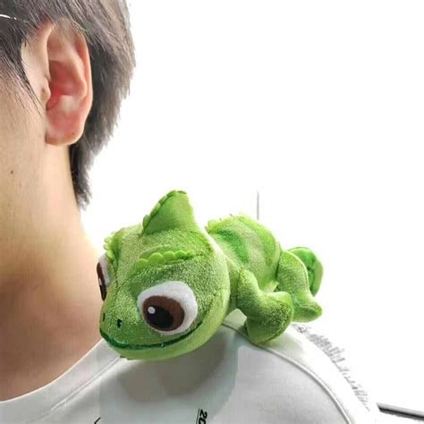 New Pascal Shoulder Plush Doll Rapunzel Tangled Magnet Magnetic Stuffed Toys Shopee Philippines