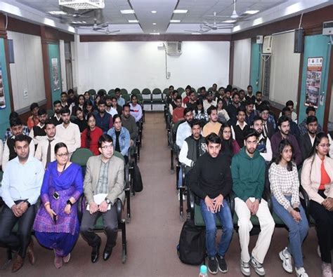 department of mca organized a workshop on “ database trends in ai and