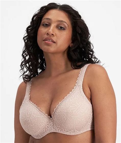 Plus Size Lace Bras
