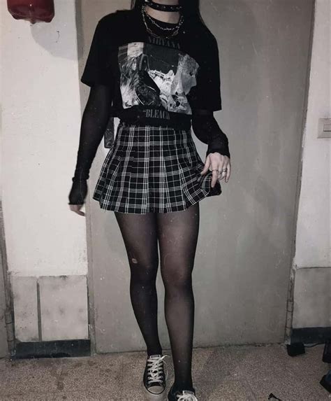 Emo School Clothes For Girls