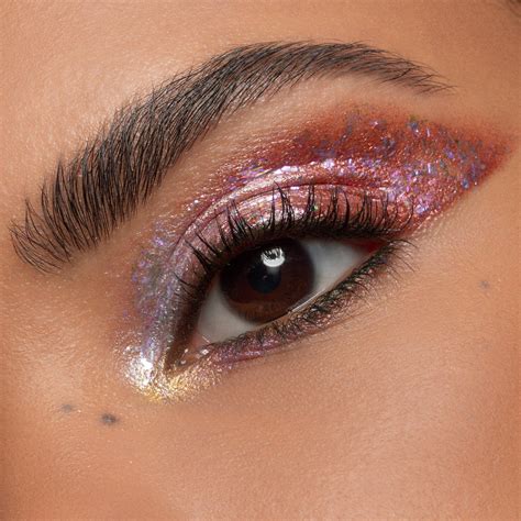 Essence Multichrome Flakes Eyeshadow Topper Galactic Vibes Online Entdecken