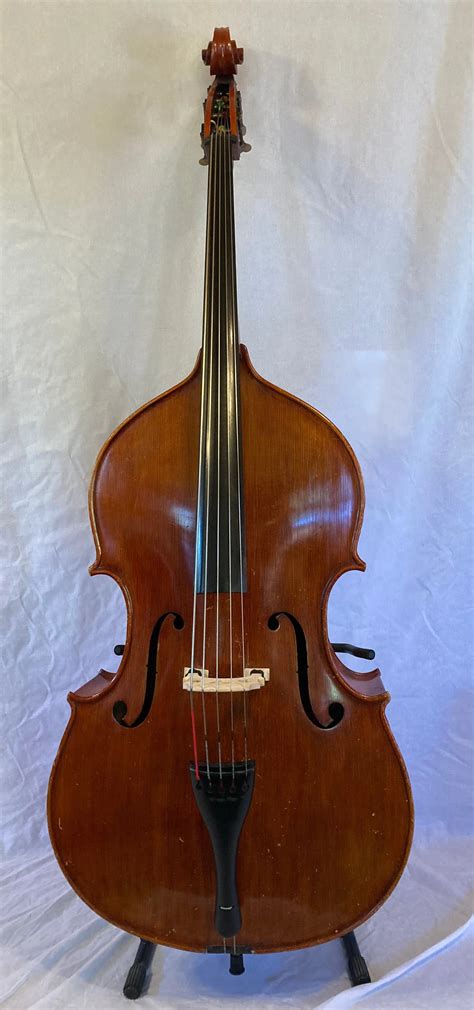 Gotz 7 8 1977 — The Bass Church