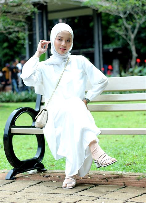 Foto Arindina Aulia Taim Sesi Pemotretan Tidak Disengaja Di Taman Heulang Desember 2022