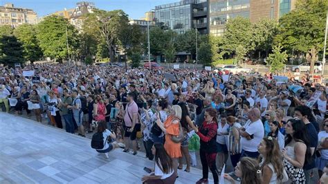 Протестиращи във Варна поискаха свобода за кмета Благомир Коцев и за града Дневник