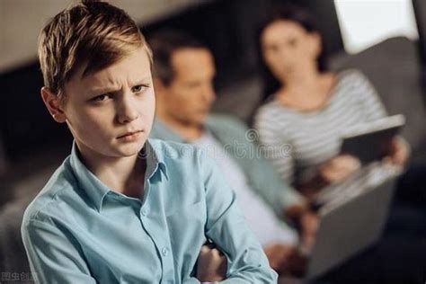孩子叛逆不及时引导有怎样的危害？家长又该怎么引导？ 知乎