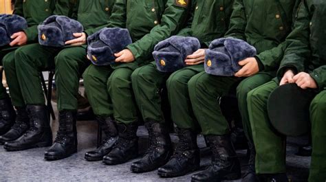 Военкоматы будут рассылать электронные повестки