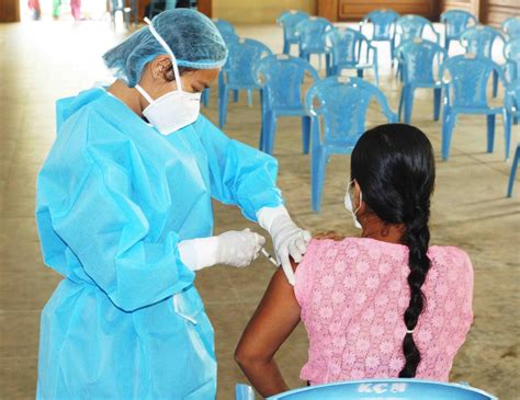 ကသာမြို့နယ်၌ ကိုဗစ် ၁၉ရောဂါကာကွယ်ဆေး မထိုးရသေးသော ပြည်သူများအား ကာကွယ်ဆေးများ ဆက်လက် ထိုးနှံပေးလ