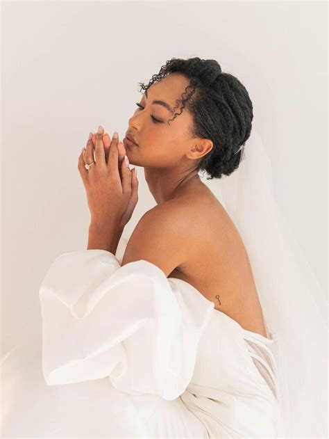 81 Gorgeous Wedding Updos For Brides With Long Hair