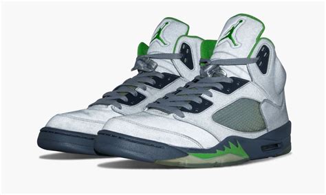 The 2006 Air Jordan 5 ‘green Bean Will Return Releases