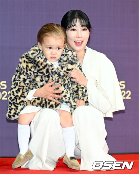 ‘생활고 고백 사유리 비혼모 추천 No “가슴 성형 할 돈으로 젠 낳아” ‘라스 Zum 뉴스