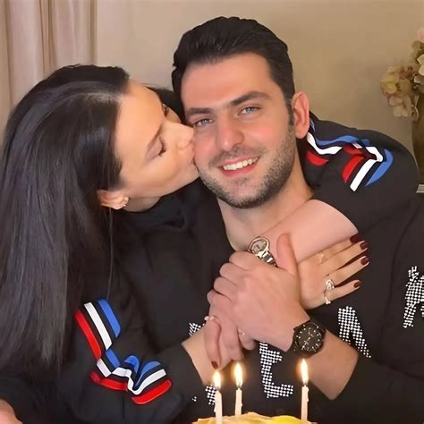 ‎hashiyehpersian حاشیه پرشین‎ ‎فرهاد مجیدی با نیکی کریمی عزیز در