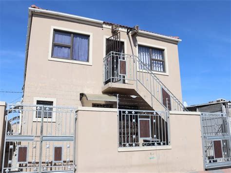 14 Bedroom House For Sale In Delft South T4405910 Private Property