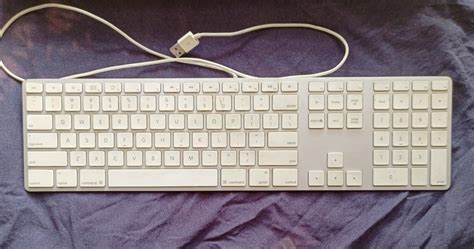 Original Apple Wire Keyboard Computers Tech Parts Accessories Computer Keyboard On Carousell