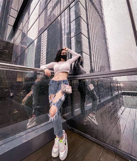 Sempat Karaoke Bareng Pejabat Ini 6 Potret Dj Joice Sukses Jadi Sorotan