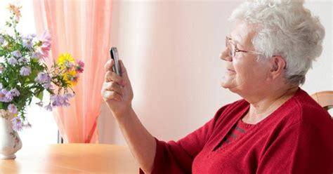 Какво да правим когато разберем че телефонът ни следи а не искаме да е така За Жената