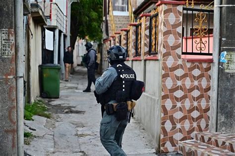 Двама задържани за купуване на гласове във Варна Снимки