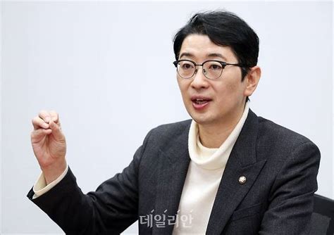 주진우 김민석 비정상적 재산 증식 설명해야