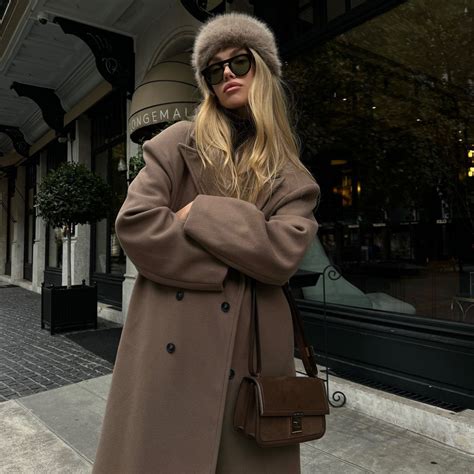 Місячний календар стрижок на грудень 2024 року