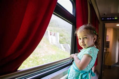 РЖД проводит акции для пассажиров с детьми / Россия : Транспорт / Travel.ru