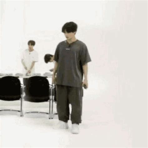 Shark Koo Bts Jungkook Standing  Shark Koo Bts Jungkook Standing