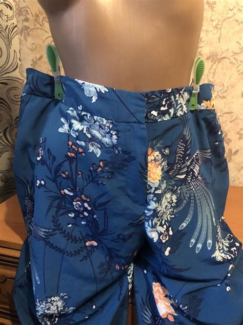 Гарні штани — ціна 90 грн у каталозі Брюки Купити жіночі речі за доступною ціною на Шафі